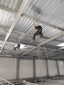 Pose et la dépose de dispositifs de sprinklage à Monnaie