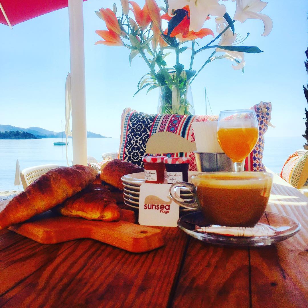Bar, restaurant et plage privée au Lavandou | Sunsea Plage
