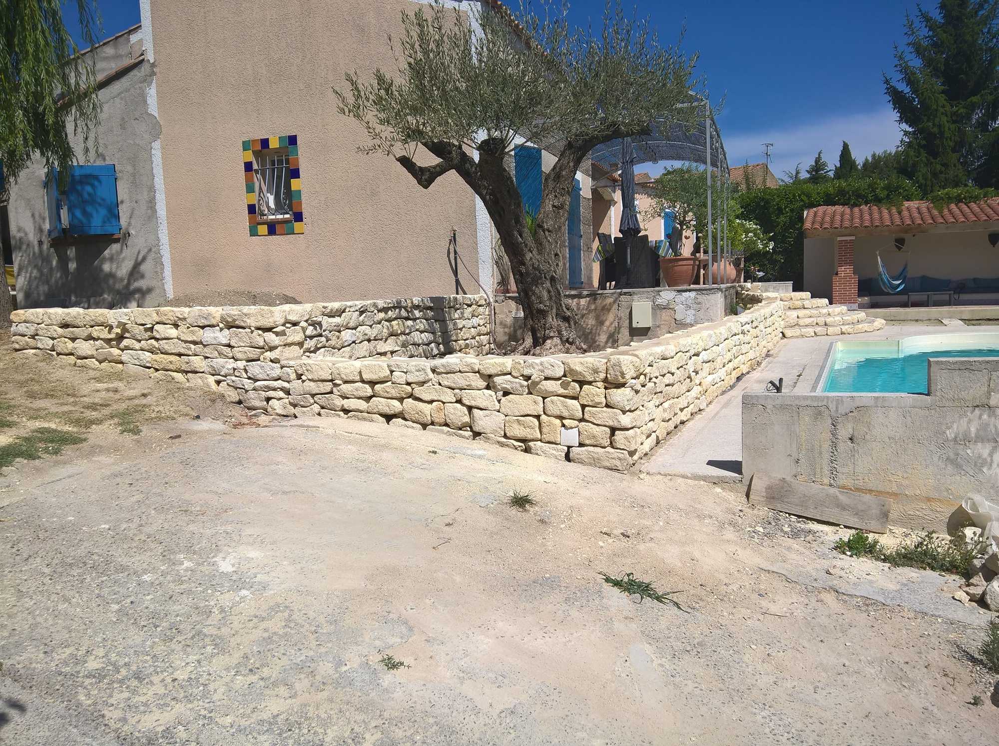 Construction de murs en pierres à Villelaure – Confiez-nous vos travaux